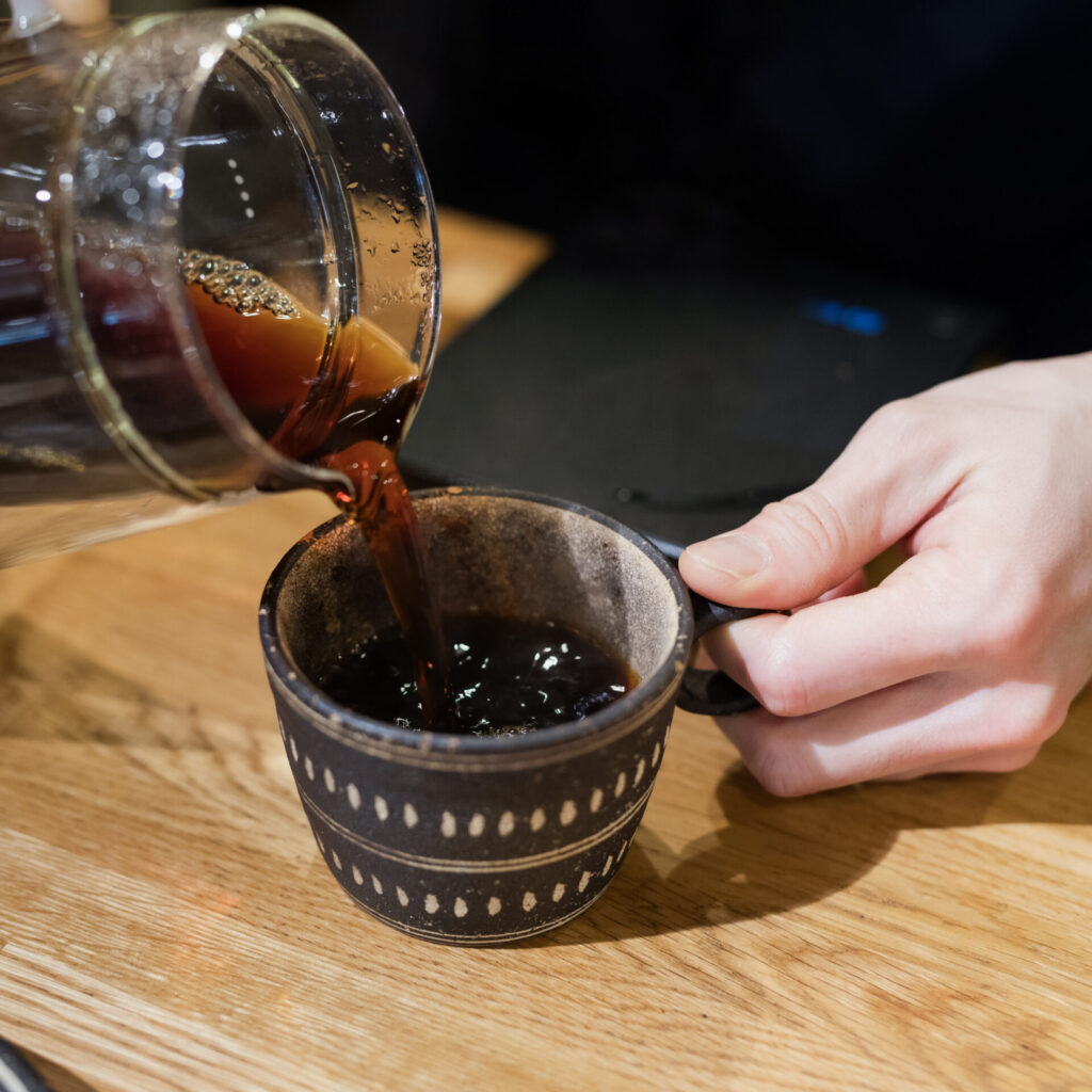 コーヒーの苦味とは？苦味を生む成分と苦味を抑える方法 › Encore! Coffee Roastery